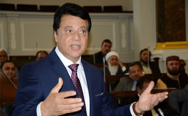 Special Tribute paid to Business Tycoon of the West Midlands Mr Nazir ...